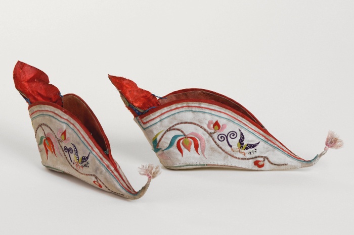 Bocskor, csizma, paduka | Néprajzi Múzeum